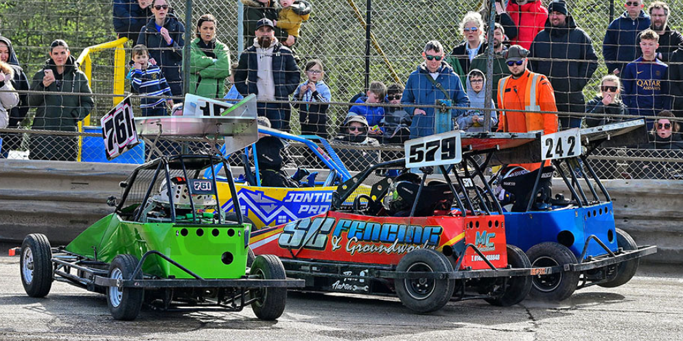 Salmon slides to a hat-trick! - Super Twos Racing